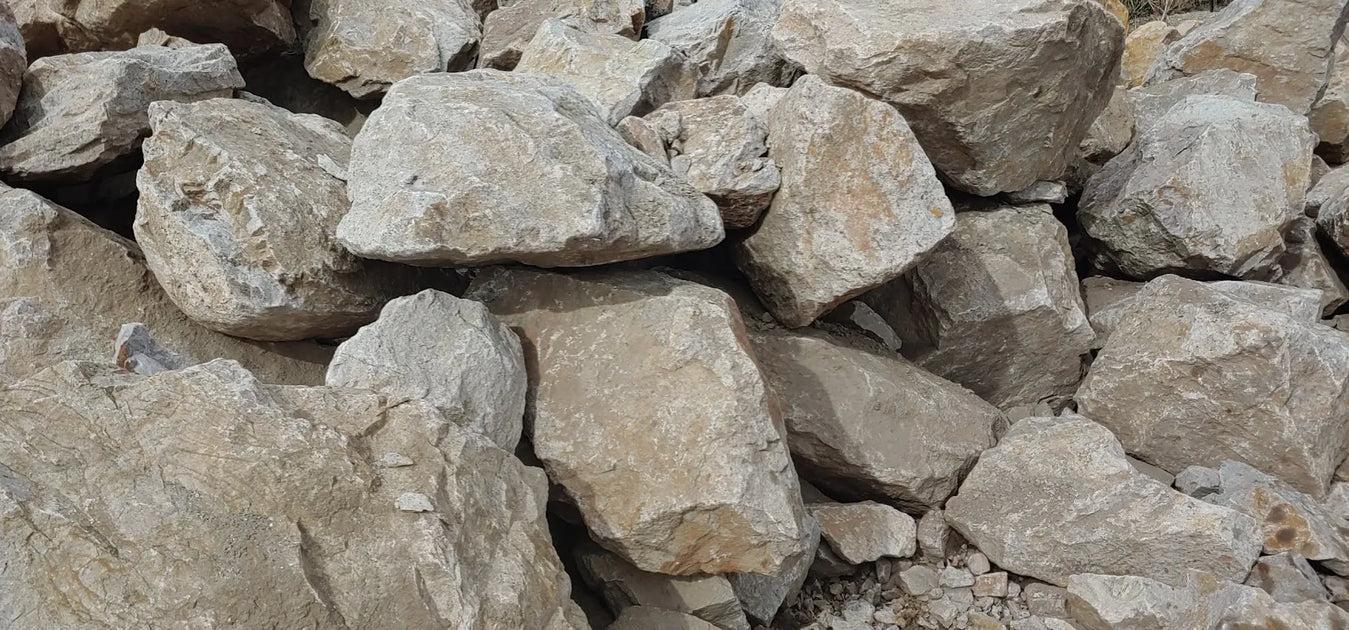 Boulders Desert Pearl - Shop per ton | Granite Landscape Centers