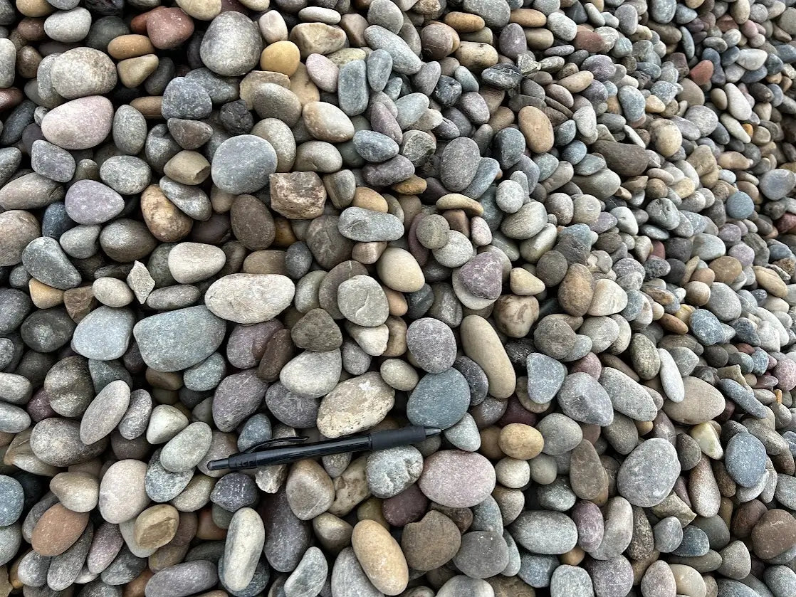 Glacier Cobble 1" - 1.5" — Granite Landscape Centers